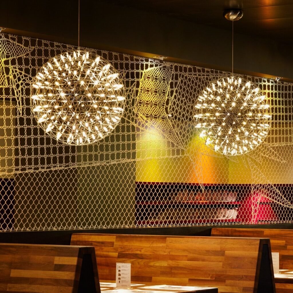 Moooi Raimond r43 - DamadLichtstudio - Mooi object